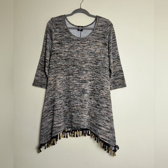 Cal Style | Tops | Heather Blackgray Womens Knit Tunic Fringe Vintage ...